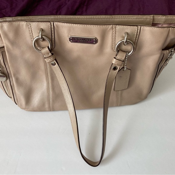 Coach | Bags | Coach Medium Shoulder Bag Color Cream | Poshmark